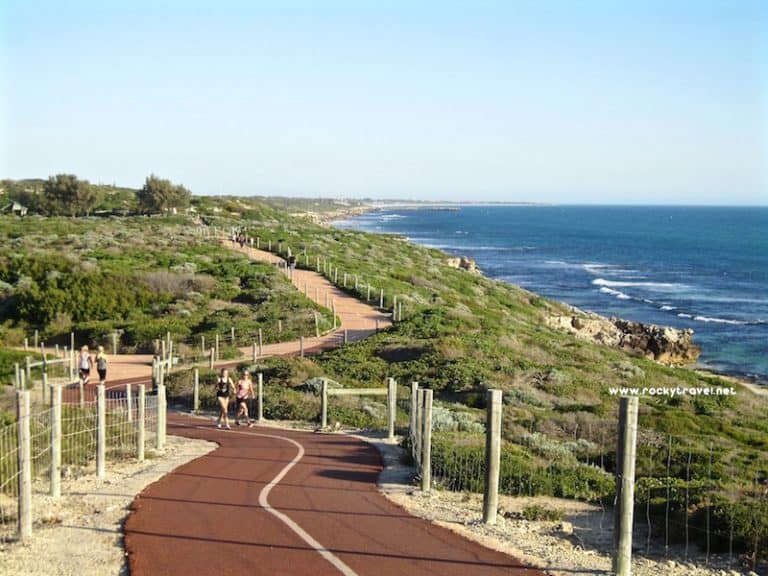 Best Day Trips From Perth WA For Solos - Rocky Travel